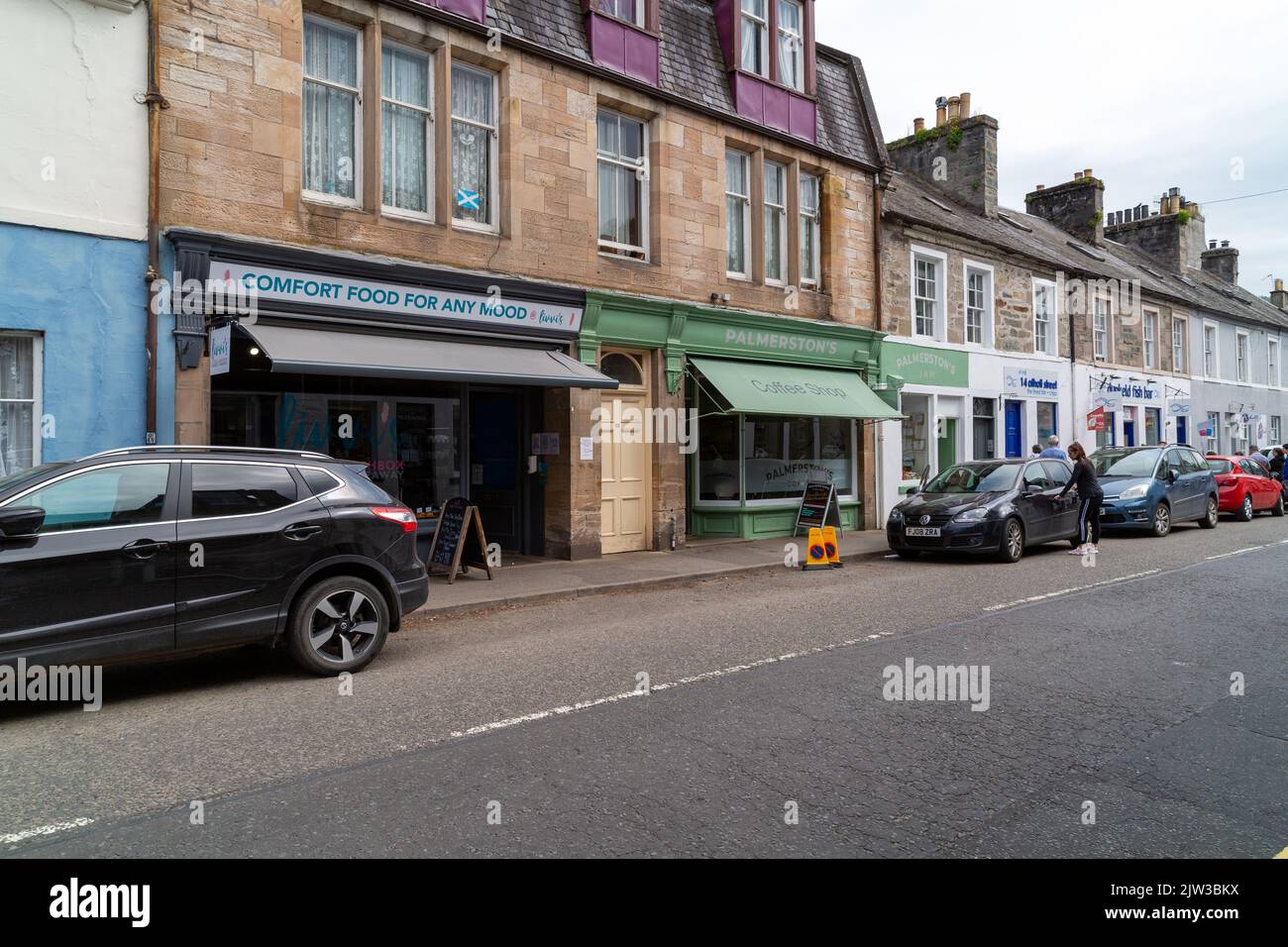 Dunkeld scotland scottish village hi-res stock photography and images ...