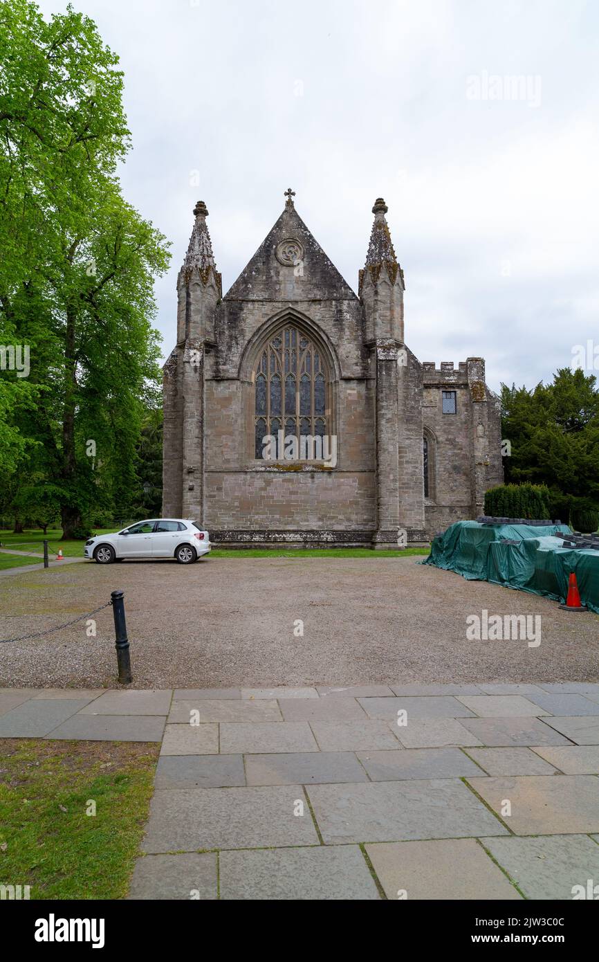 Dunkeld Cathedral, Dunkeld Scotland Stock Photo - Alamy