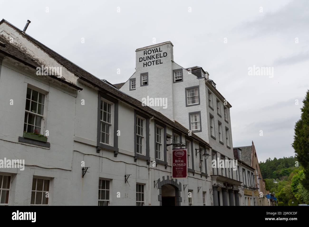 Royal Dunkeld Hotel, Dunkeld Scotland Stock Photo - Alamy