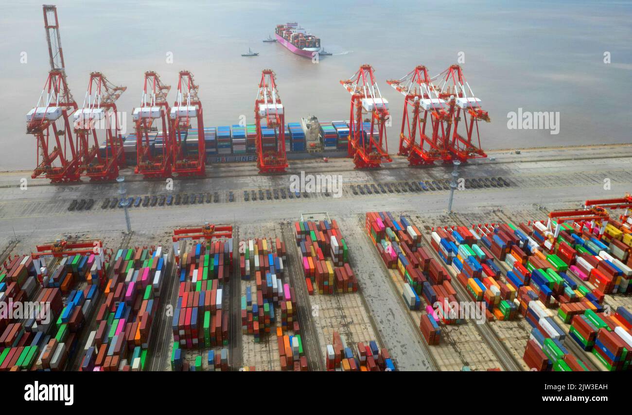 SHANGHAI, CHINA - SEPTEMBER 3, 2022 - Multiple container ships perform ...