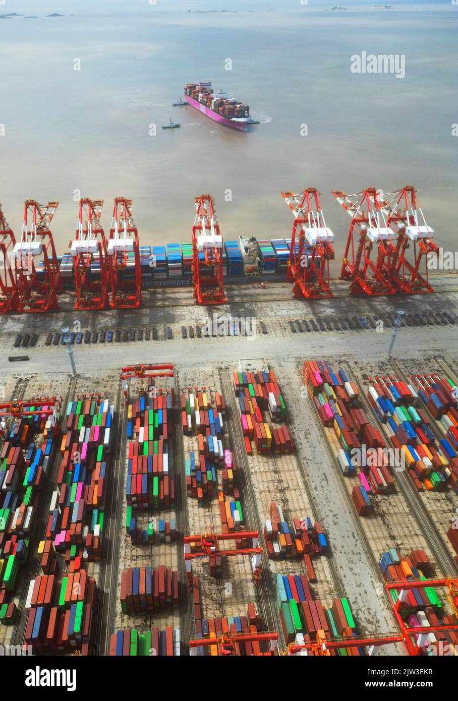 SHANGHAI, CHINA - SEPTEMBER 3, 2022 - Multiple container ships perform ...