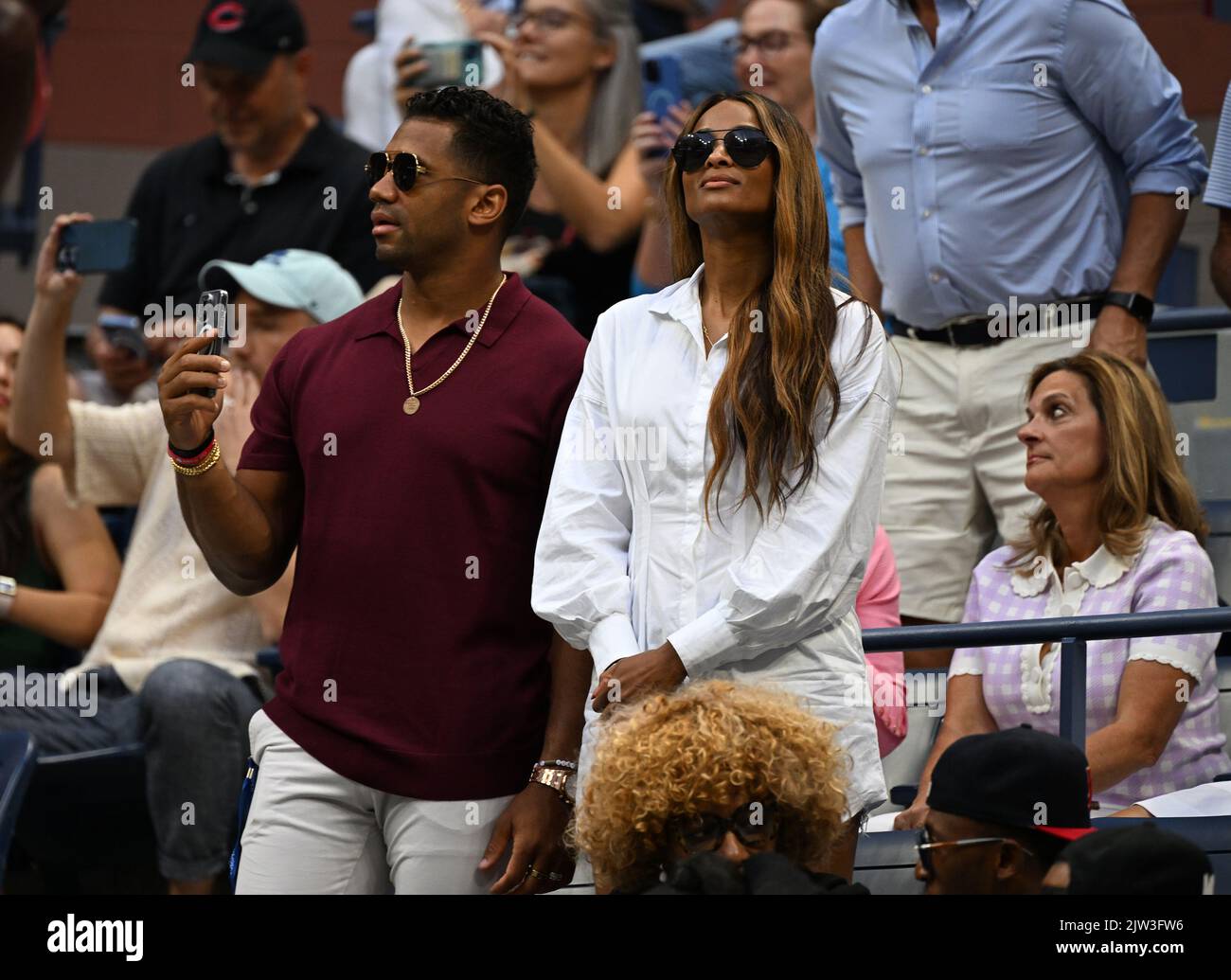 Queens, NY, USA. 02nd Sep, 2022. **NO NY NEWSPAPERS** Russell Wilson ...