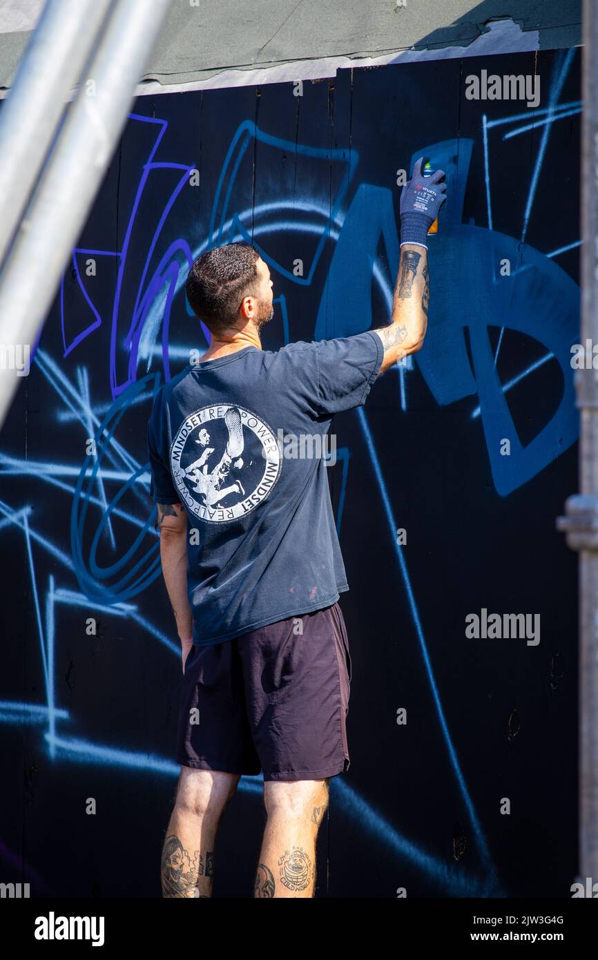 Graffiti art and artists at the Southend City Jam Street Art Festival ...