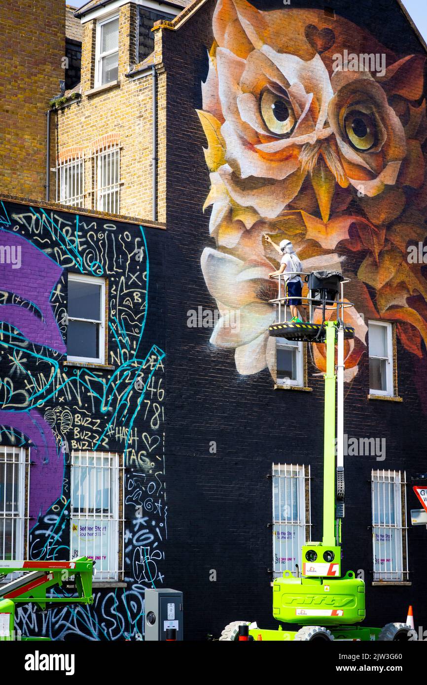 Graffiti art and artists at the Southend City Jam Street Art Festival ...