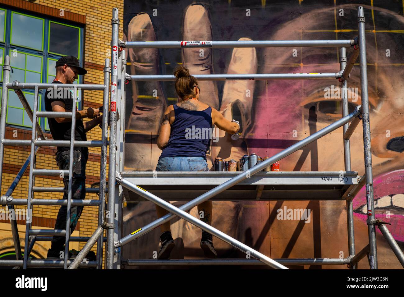 Graffiti art and artists at the Southend City Jam Street Art Festival ...