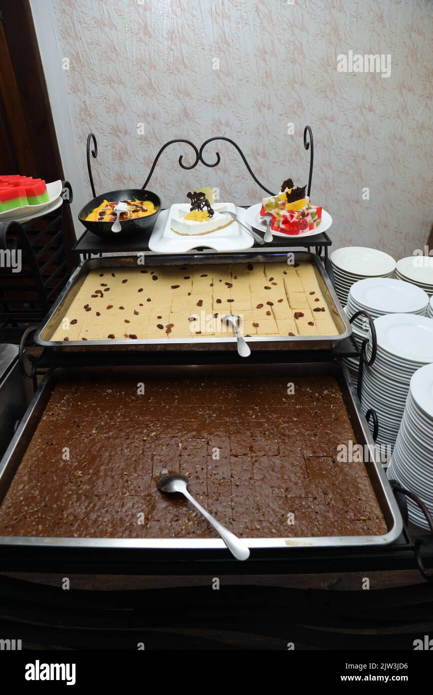 Pudding buffet hi-res stock photography and images - Alamy