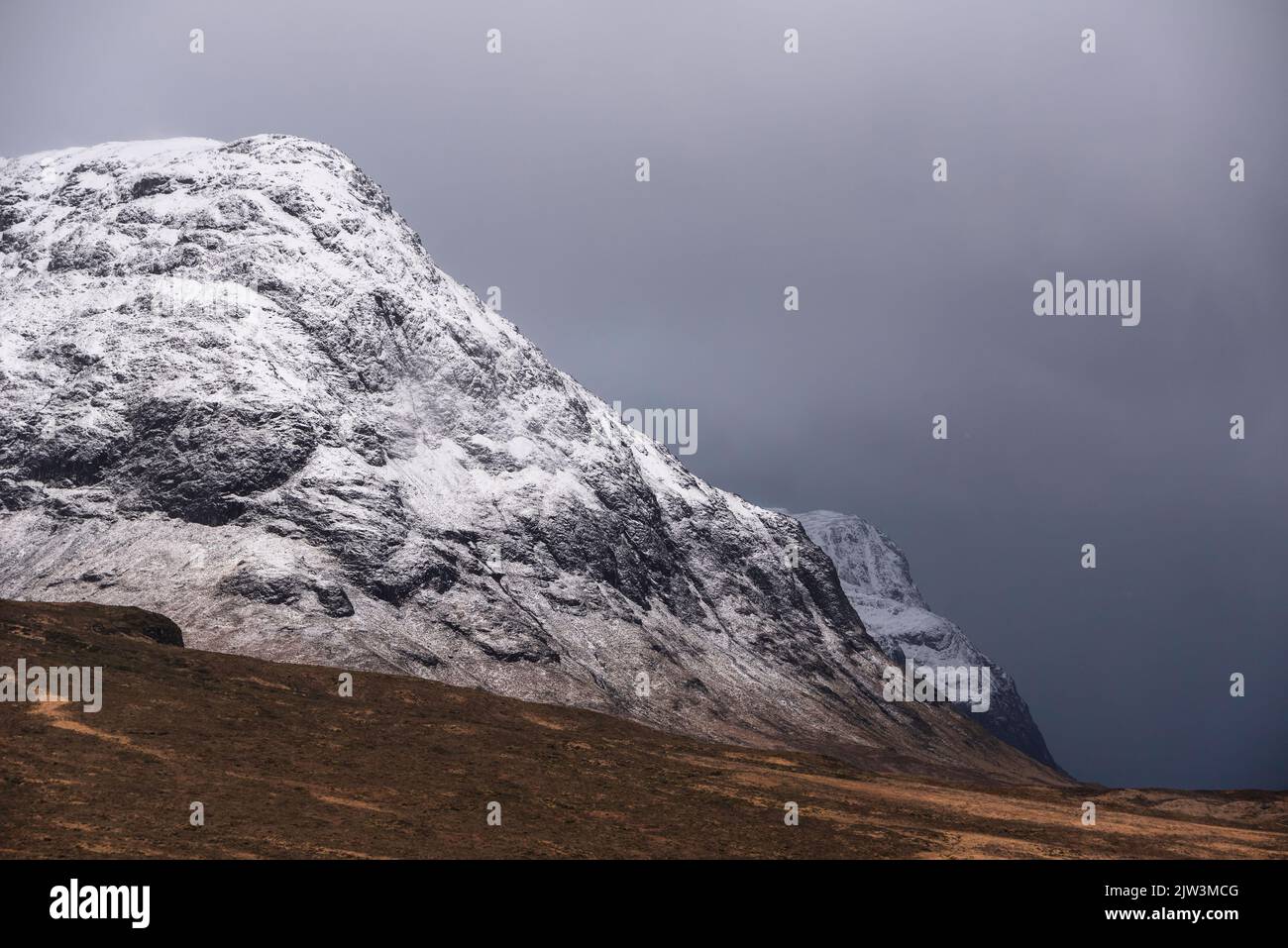 Stunning dramatic landscape Winter image of iconic Stob Dearg ...