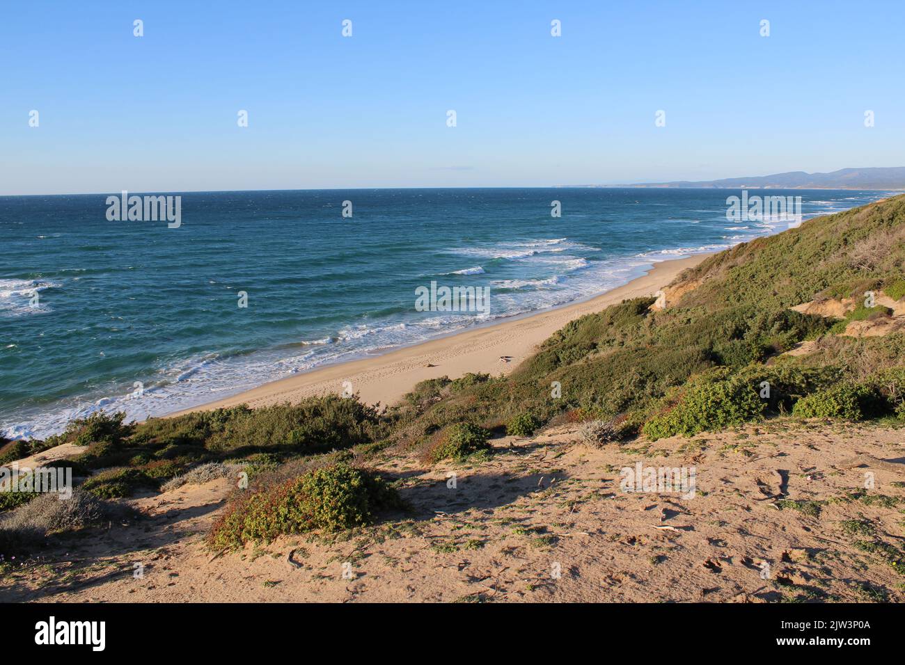 Il mare in una giornata d'inverno, Scivu , Sardegna, Italia Stock Photo ...