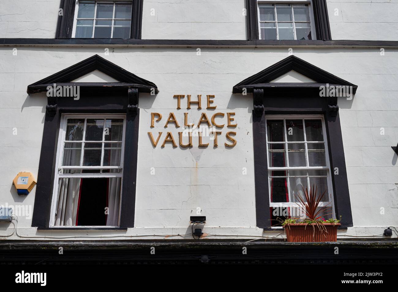 The palace vaults restaurant hi-res stock photography and images - Alamy
