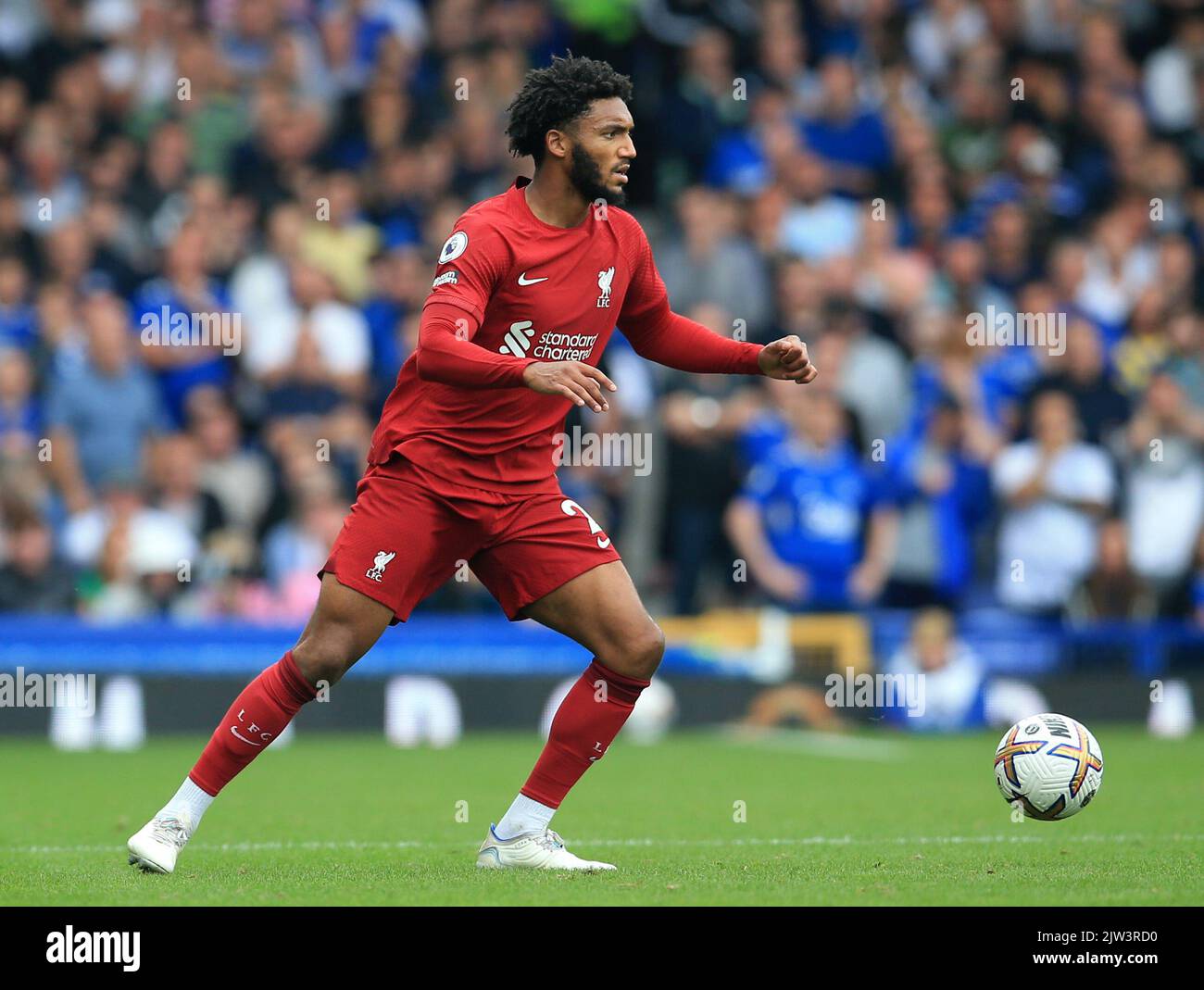 Joe gomez everton 2022 hi-res stock photography and images - Alamy