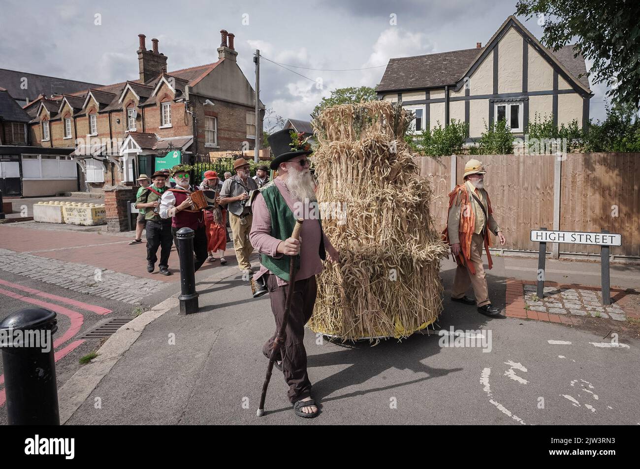 Carshalton, Surrey, UK. 3rd September 2022. Straw Jack harvest ...