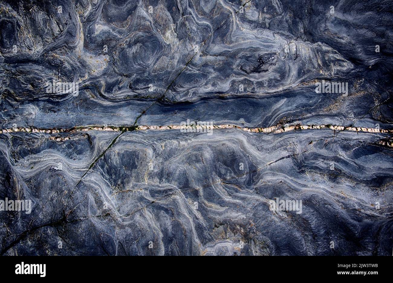 Stunning patterns formed in the rocks around Cornwallis coastline ...