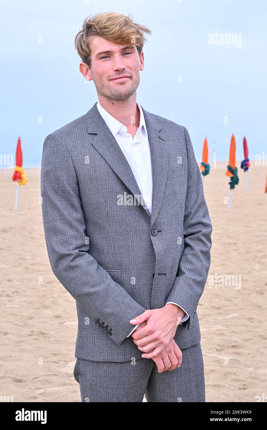 Victor Meutelet attends a photocall for the movie Les Rascals during ...