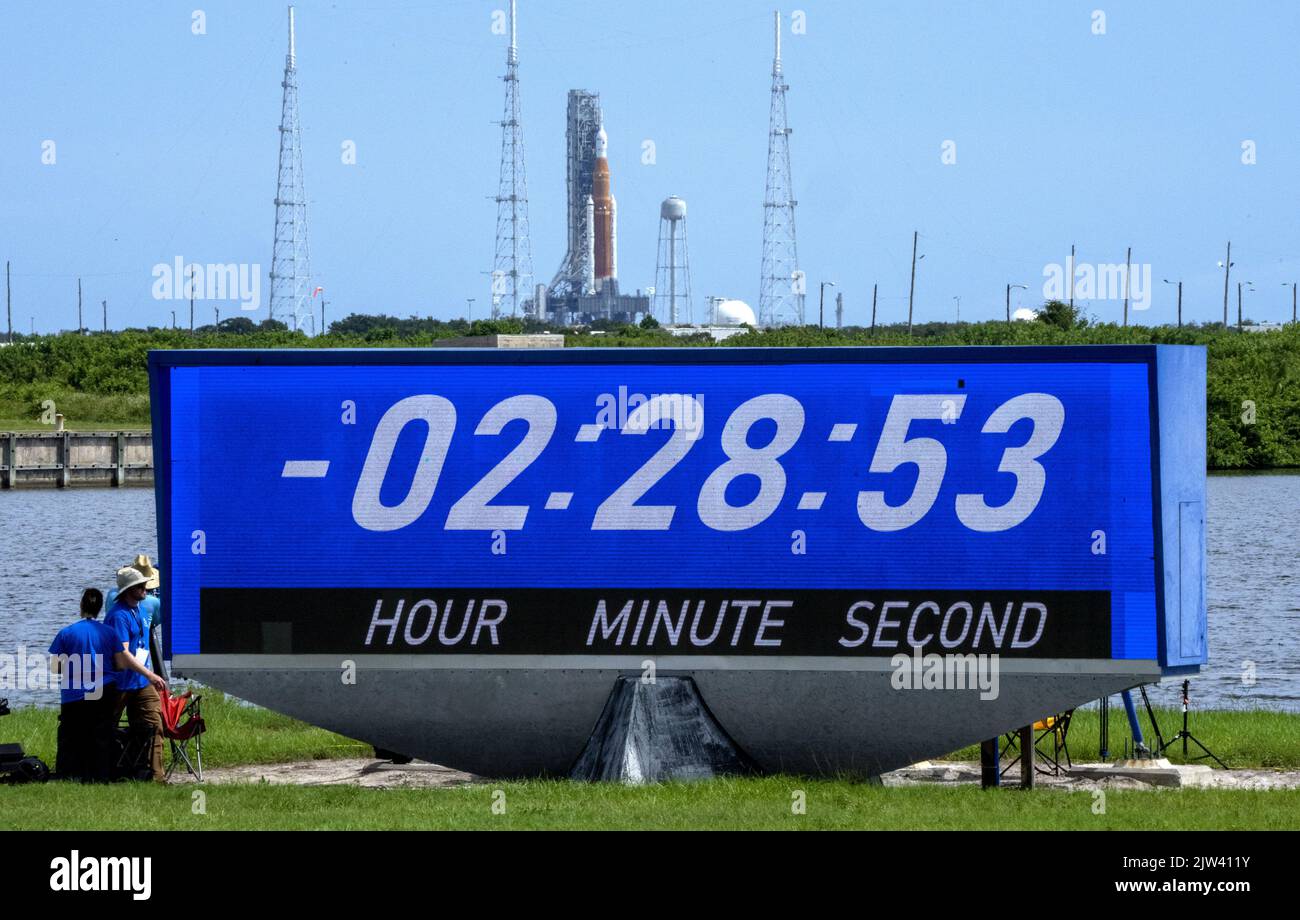 Scheduled countdown hi-res stock photography and images - Alamy