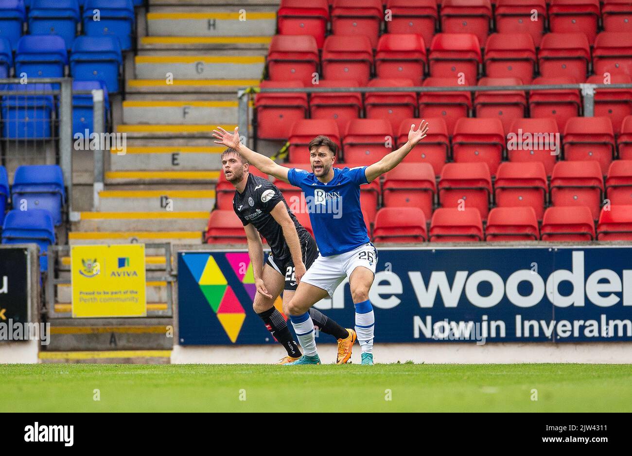 Marcus fraser st mirren hi-res stock photography and images - Alamy