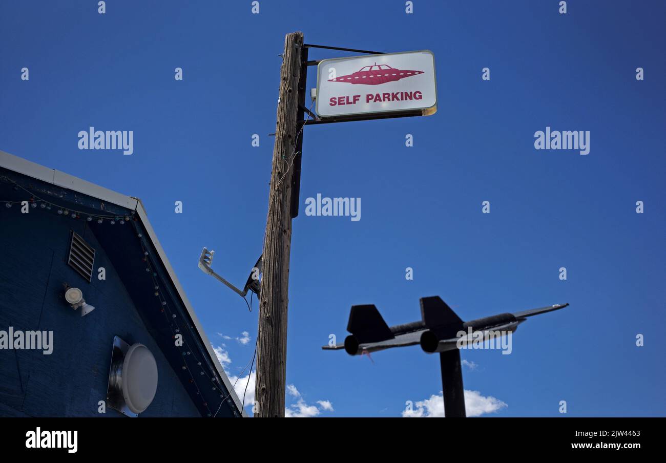 Self parking ufo hi-res stock photography and images - Alamy