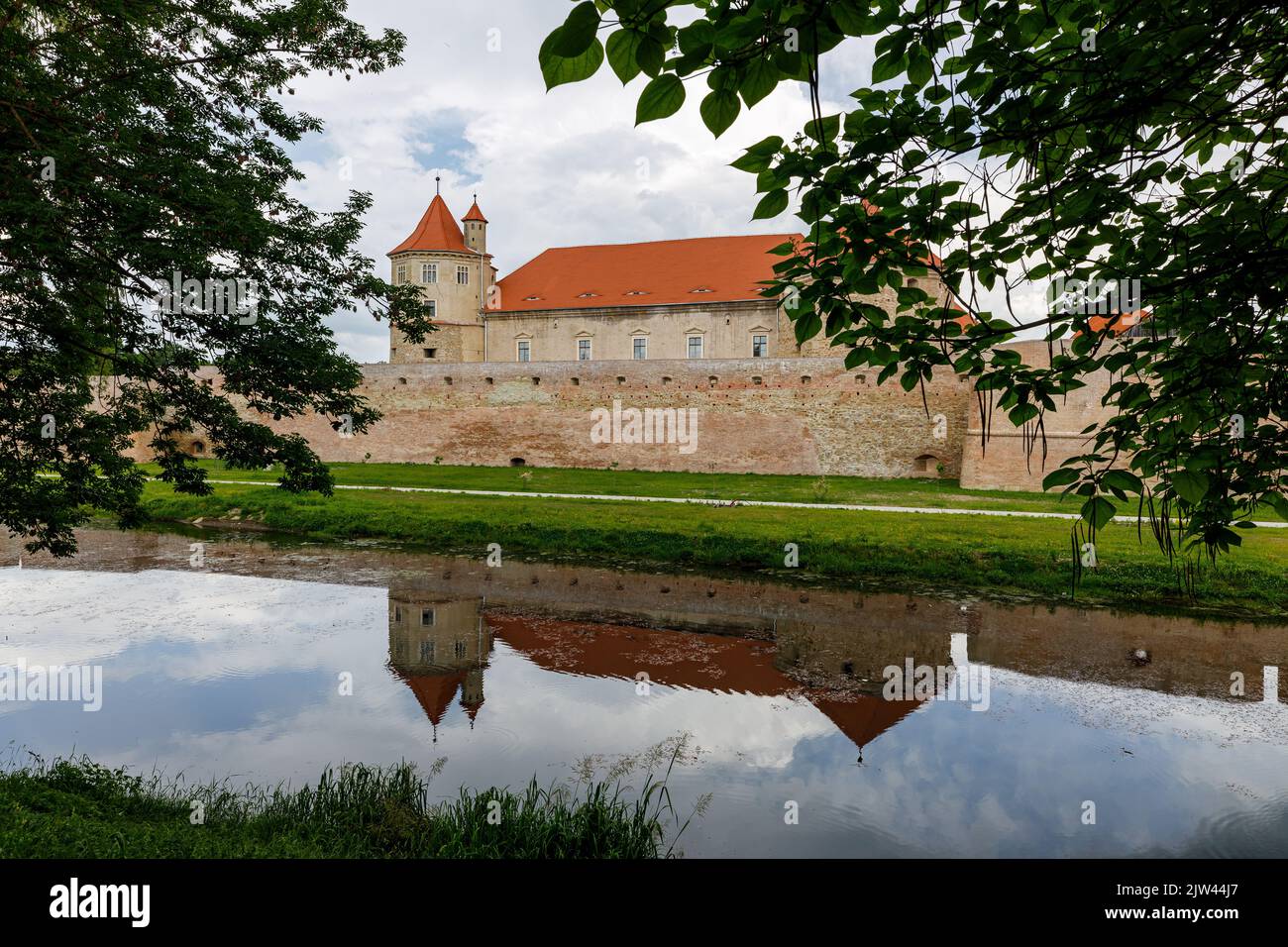 The castle of Fagaras in Romania Stock Photo - Alamy