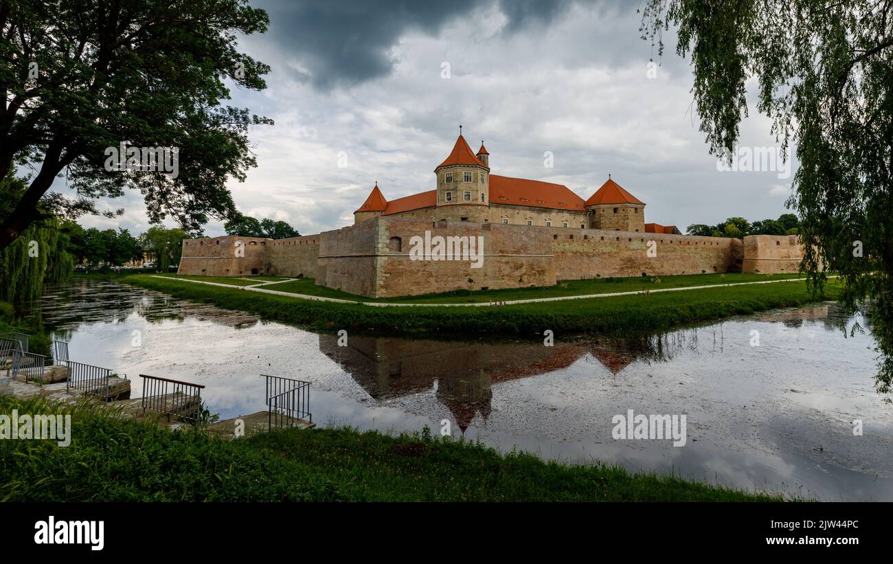 The castle of Fagaras in Romania Stock Photo - Alamy