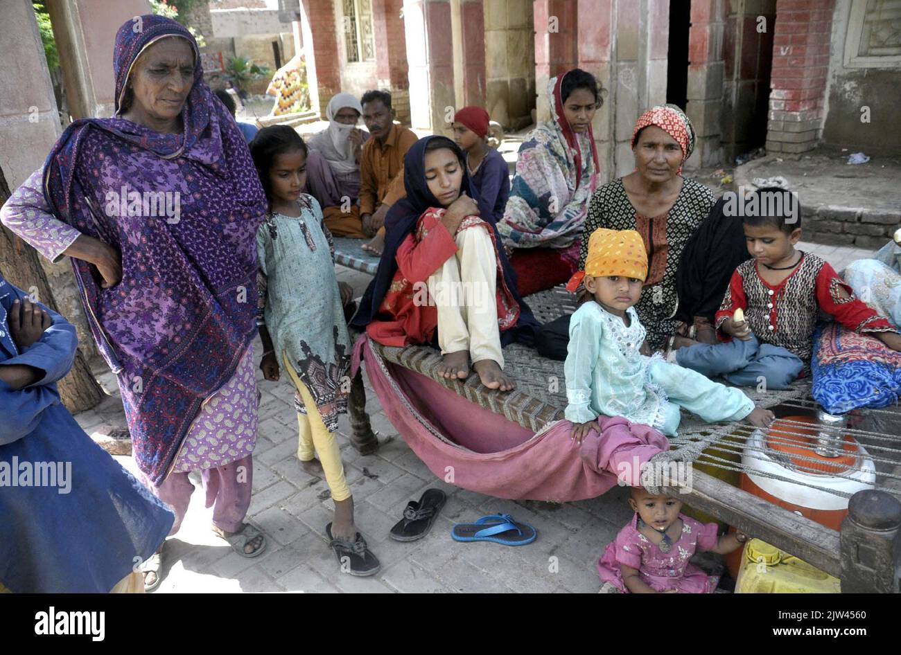 Interior Sindh Flood affected people accommodated to rehabilitation at ...