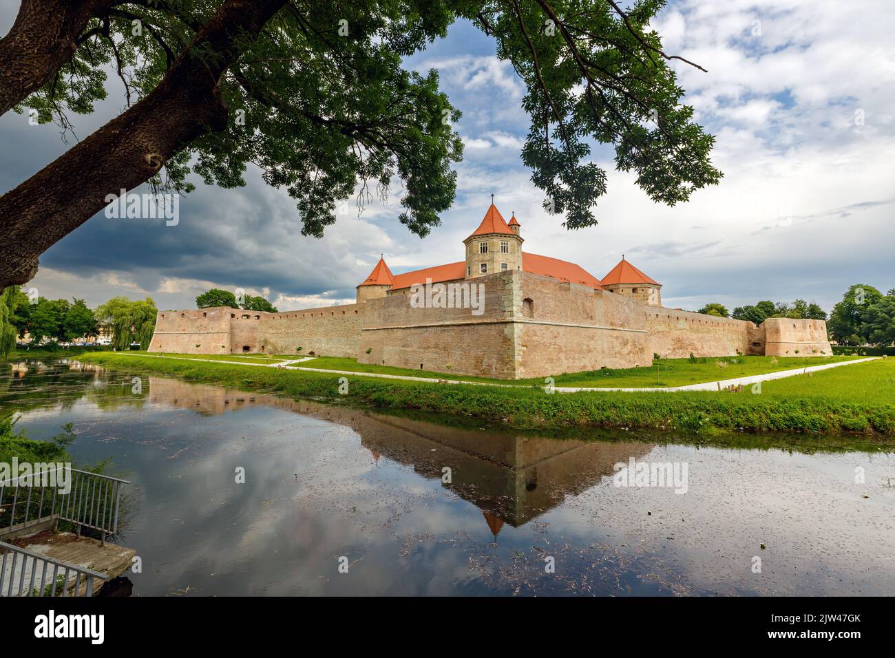 The castle of Fagaras in Romania Stock Photo - Alamy