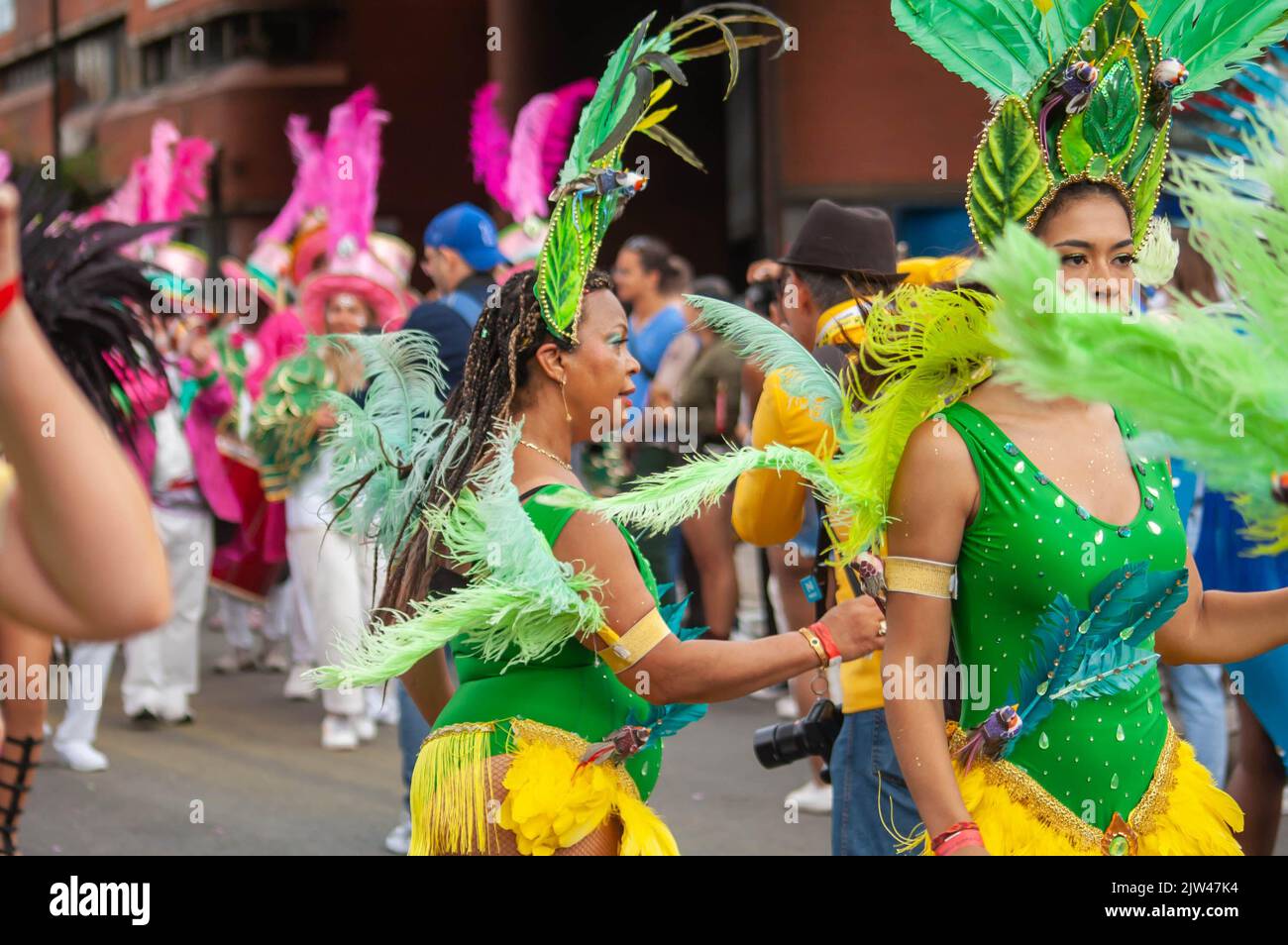 NOTTING HILL, LONDON, ENGLAND- 29 August 2022: Women wearing samba ...