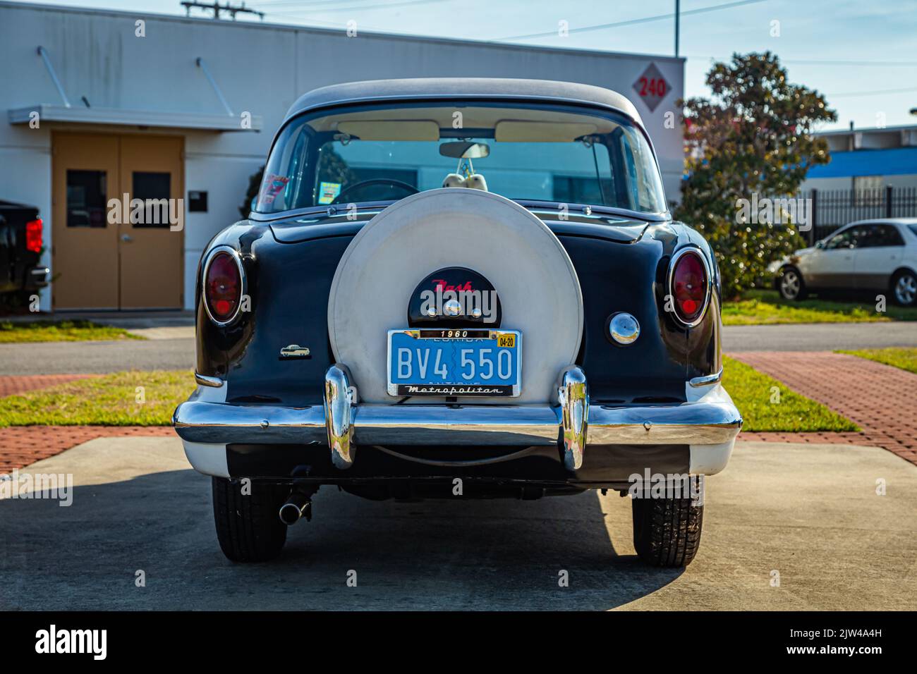 Vintage nash metropolitan hi-res stock photography and images - Alamy
