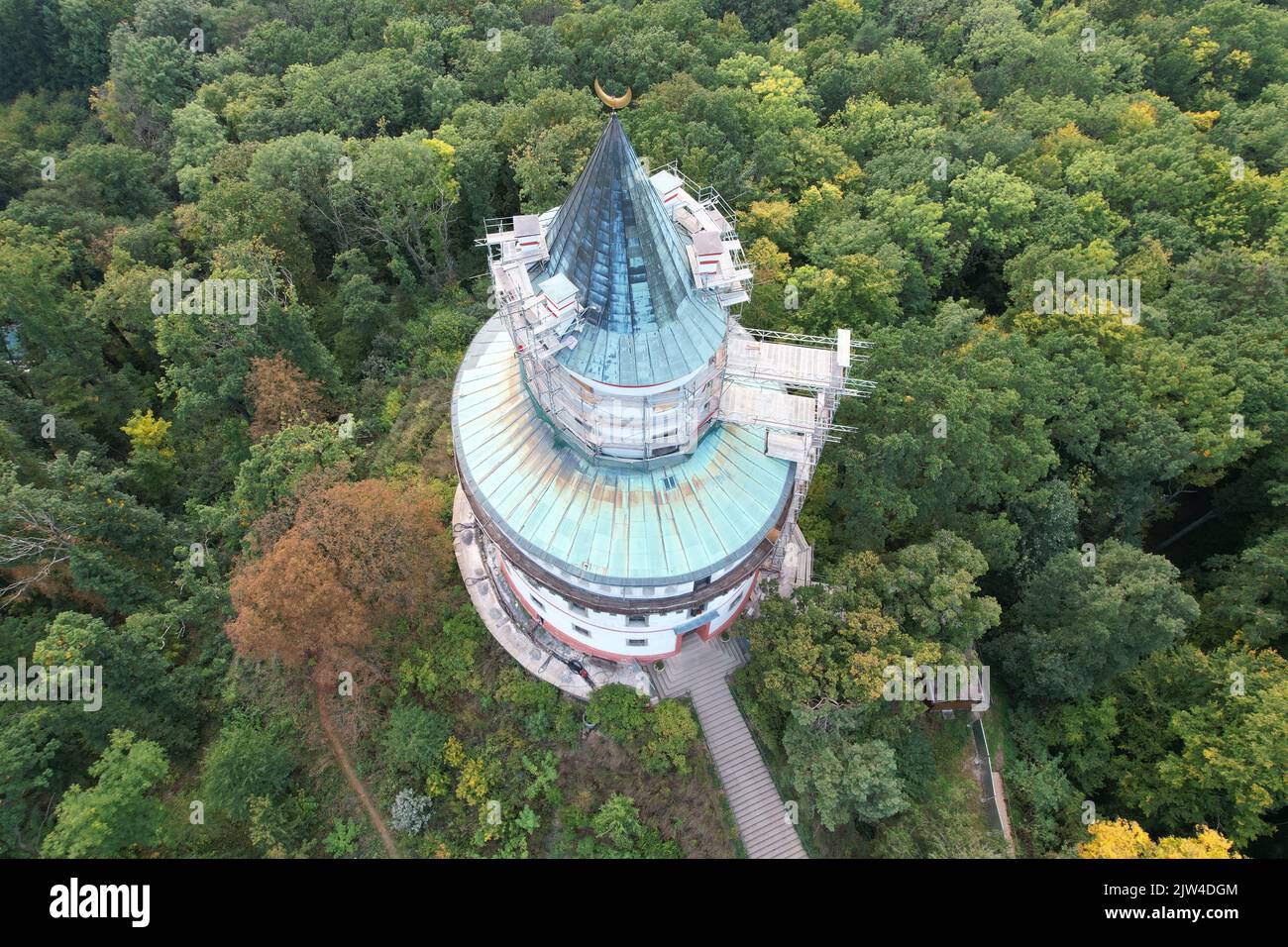 Stone dam with an arch bridge The dam of the Sedlice reservoir by ...