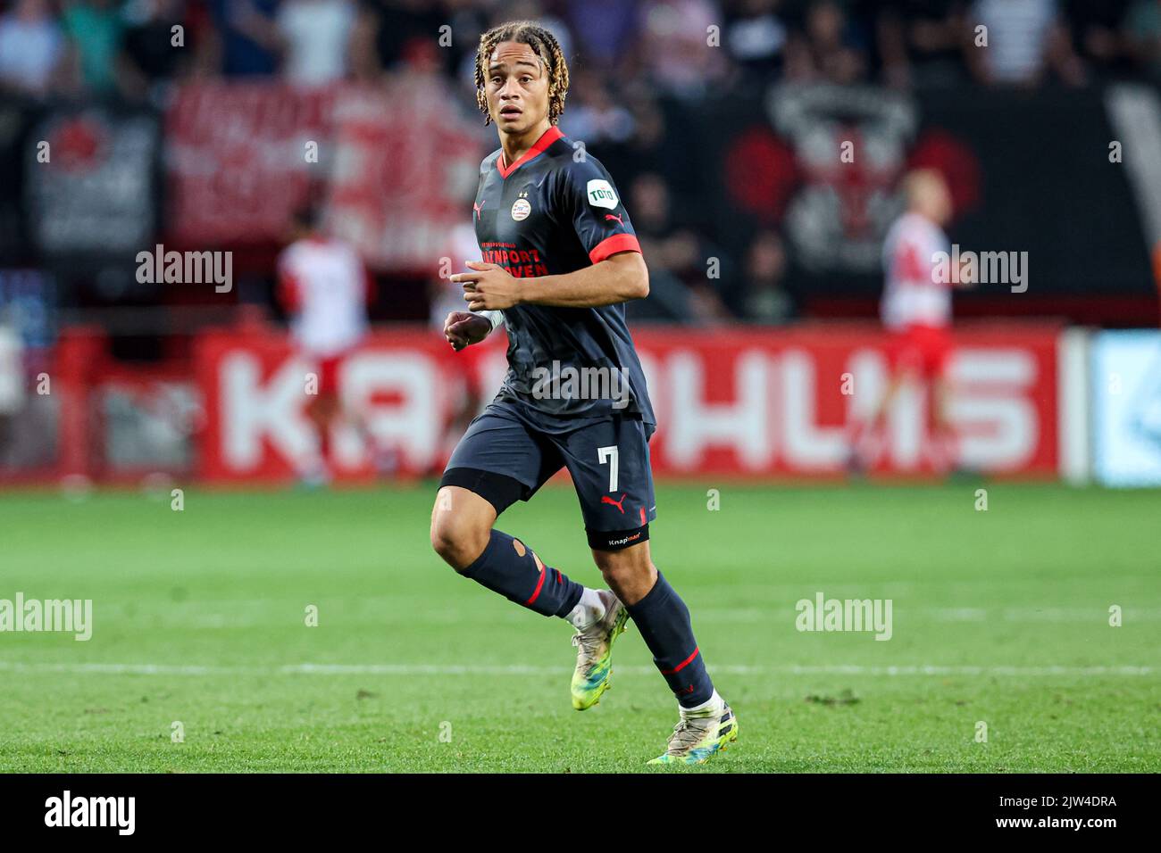 Xavi simons psv hi-res stock photography and images - Alamy