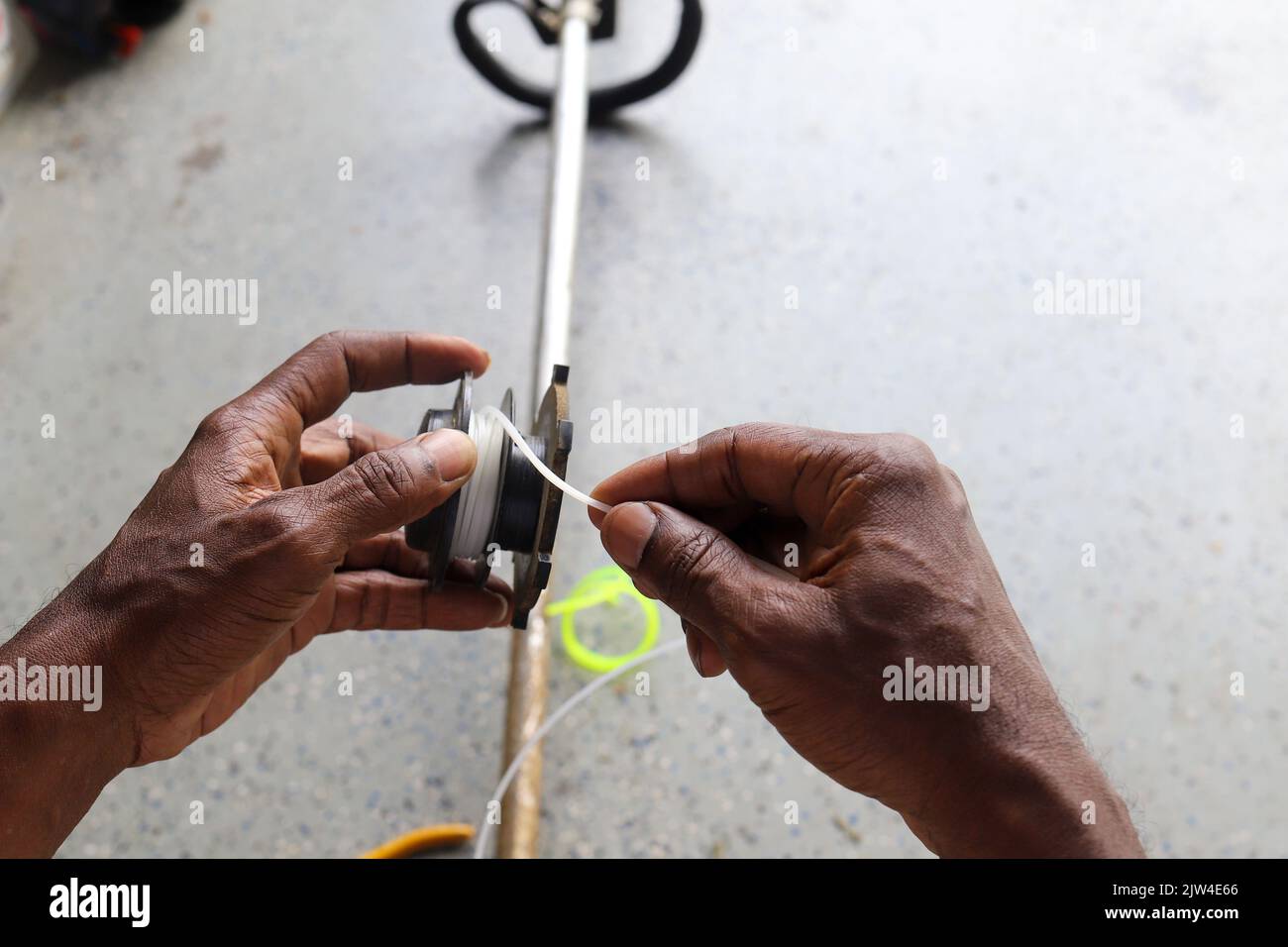 Threading tool hi-res stock photography and images - Alamy