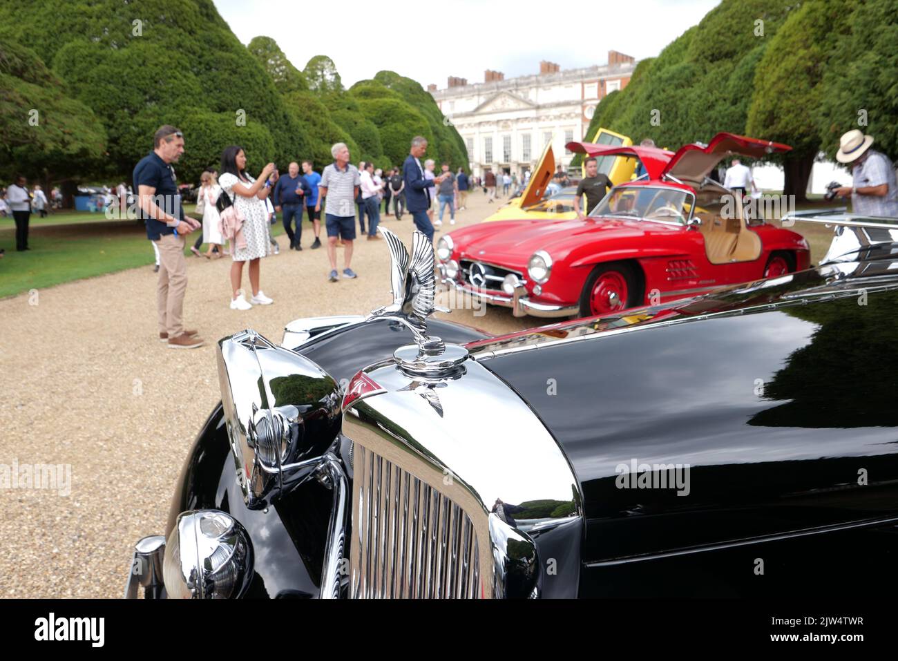 The Concours of Elegance once again brought together a selection of 60 ...