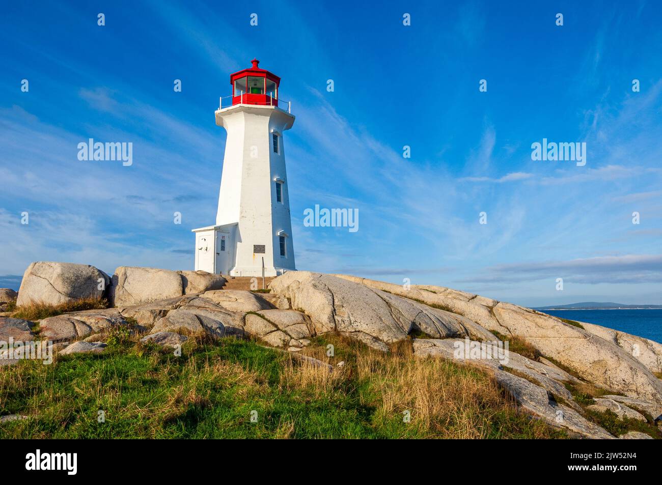 The iconic lighthouse at Peggy's Cove, Nova Scotia Stock Photo - Alamy