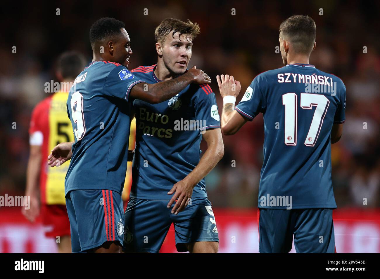 DEVENTER - (lr) Danilo Pereira da Silva of Feyenoord, Fredrik Bjorkan ...