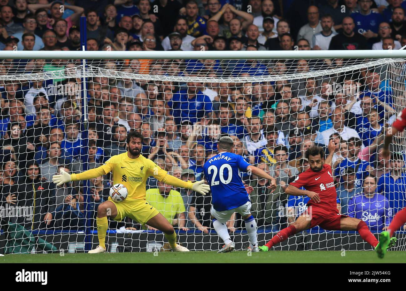 Alisson liverpool saves hi-res stock photography and images - Alamy