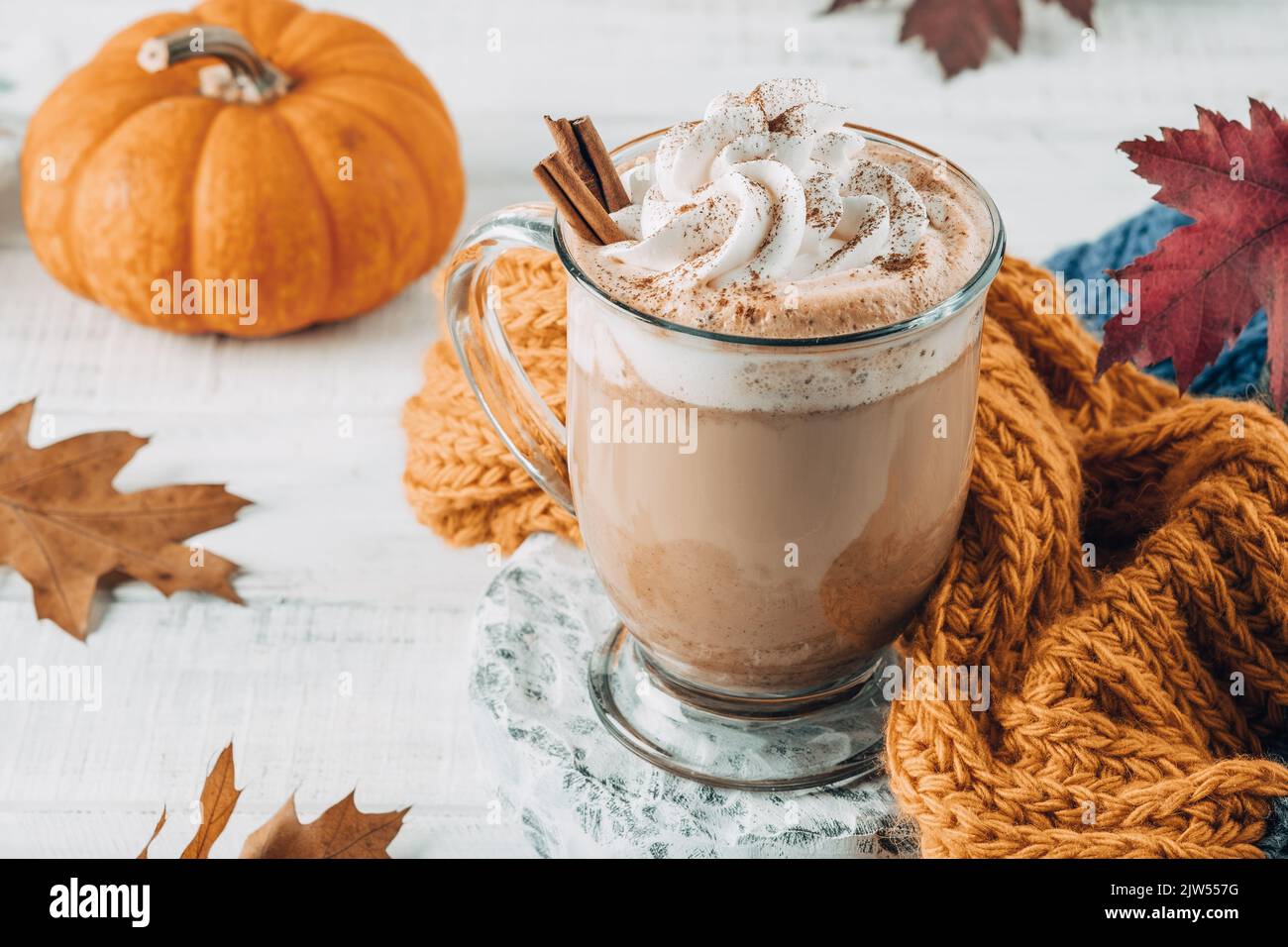 Latte thanksgiving hi-res stock photography and images - Alamy