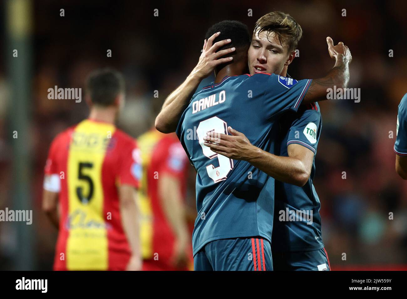 DEVENTER - (lr) Danilo Pereira da Silva of Feyenoord, Fredrik Bjorkan ...