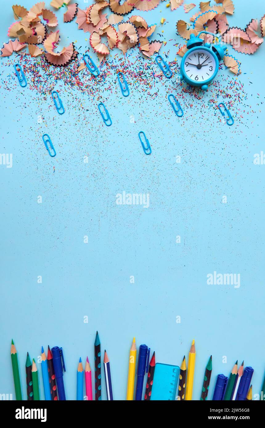 School kids rain hi-res stock photography and images - Alamy