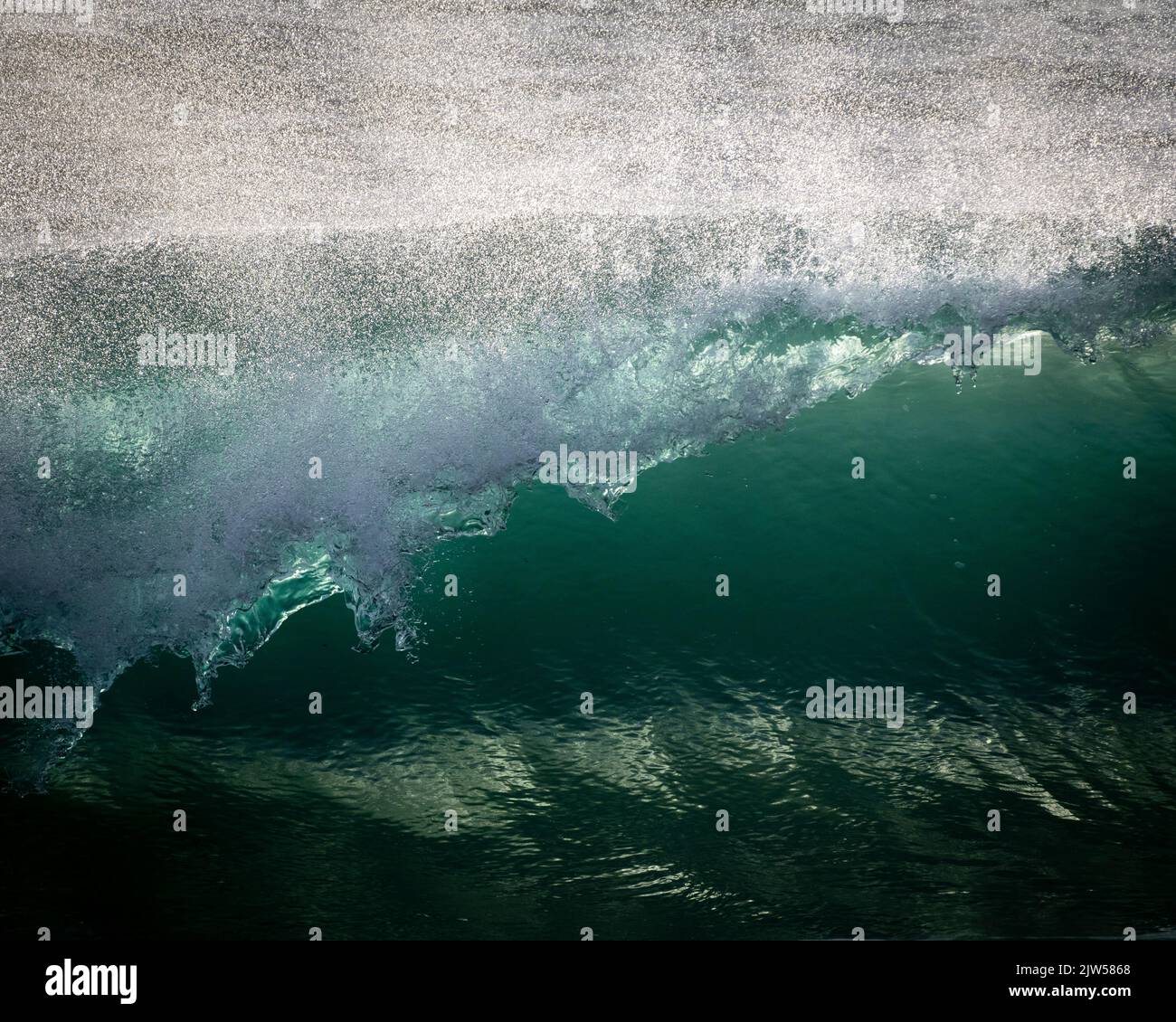 Stunning turquoise aqua waves barrelling into from Porthleven reef ...