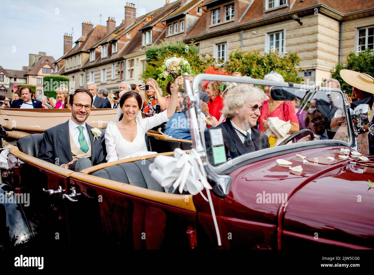 Count Charles Henri d'Udekem d'Acoz and Countess Caroline Philippe ...
