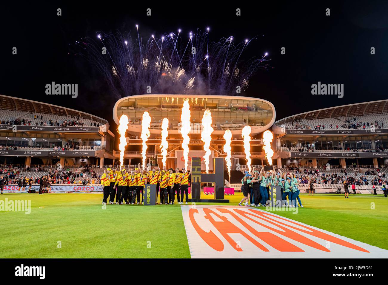 The hundred mens final trent rockers vs manchester originals hi-res ...
