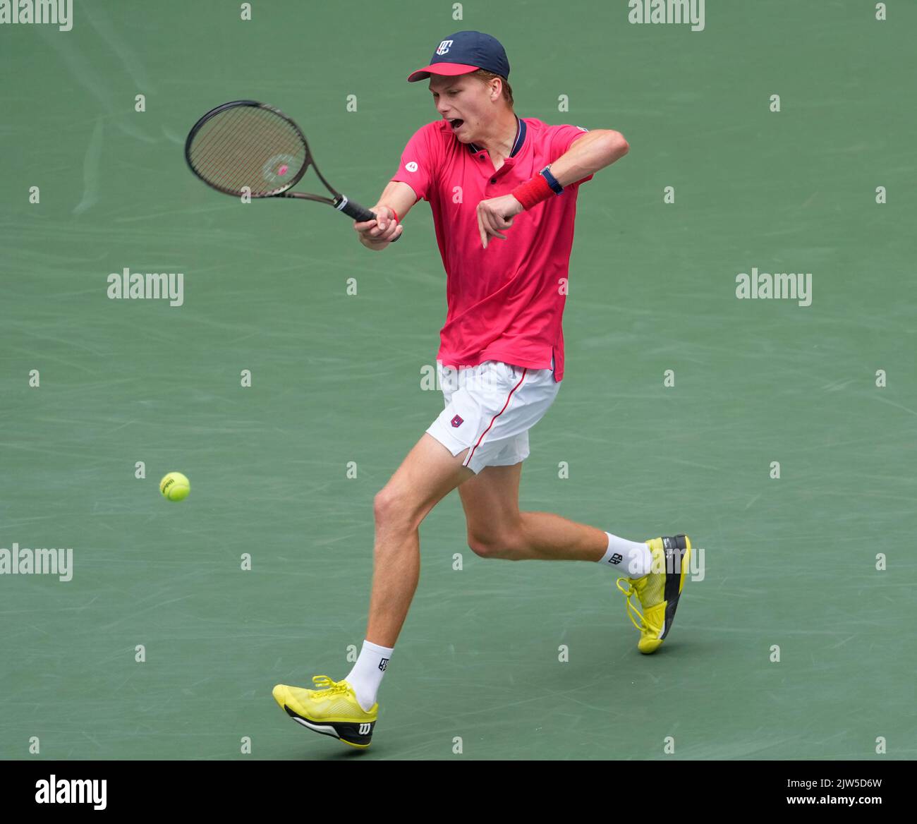 September 3, 2022: Jenson Brooksby (USA) loses the first two sets to ...