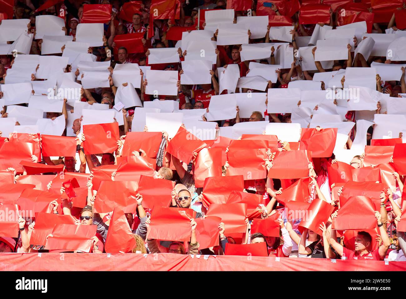 Zuschauer zeichen hi-res stock photography and images - Alamy