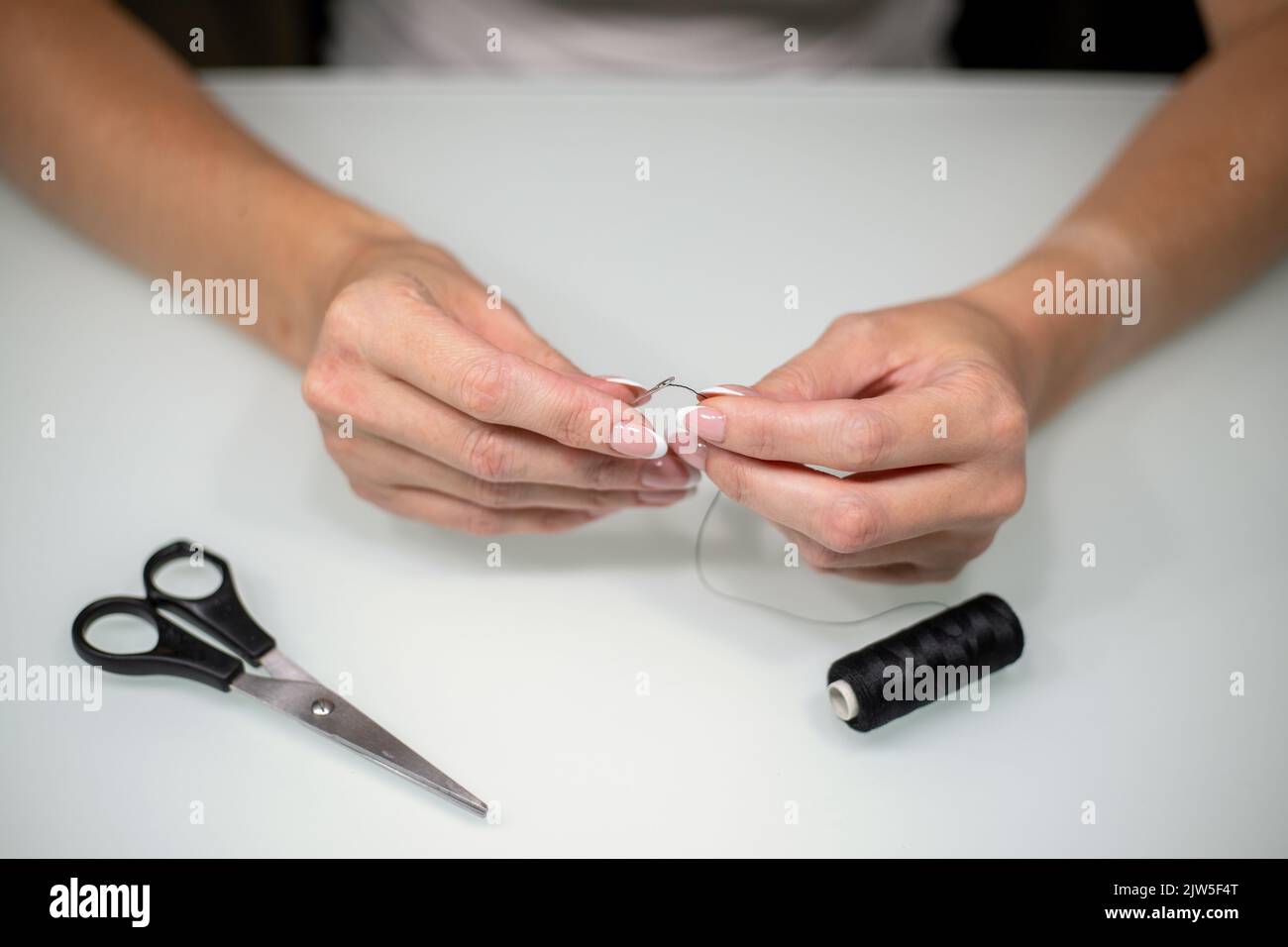 Hand threading tool hi-res stock photography and images - Alamy