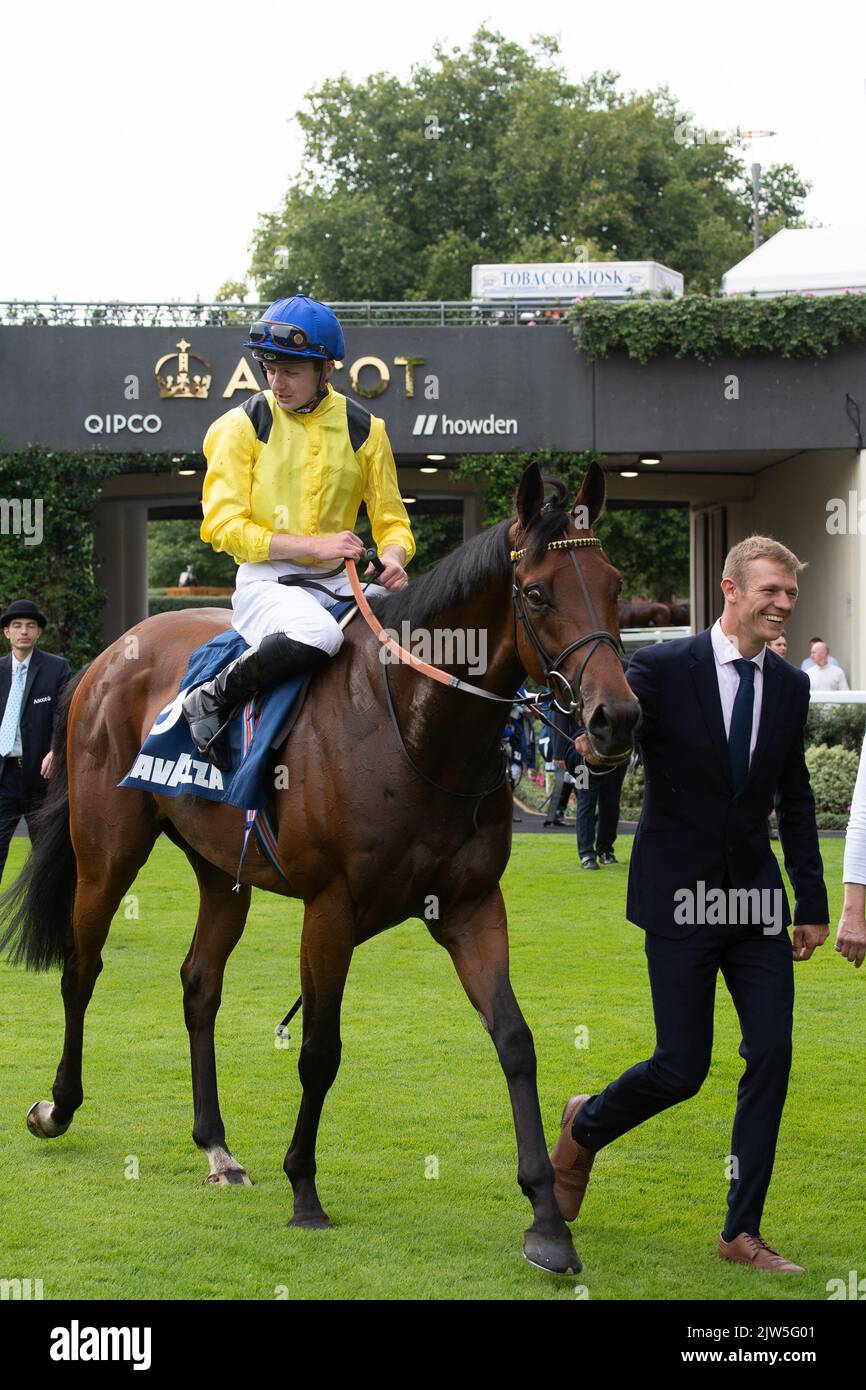 Ascot, Berkshire, UK. 3rd September, 2022. Horse La Yakel ridden by ...