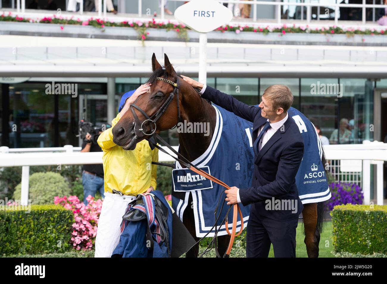 Ascot, Berkshire, UK. 3rd September, 2022. Horse La Yakel ridden by ...
