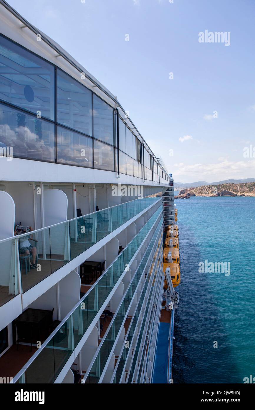 Quantum class ship hi-res stock photography and images - Alamy