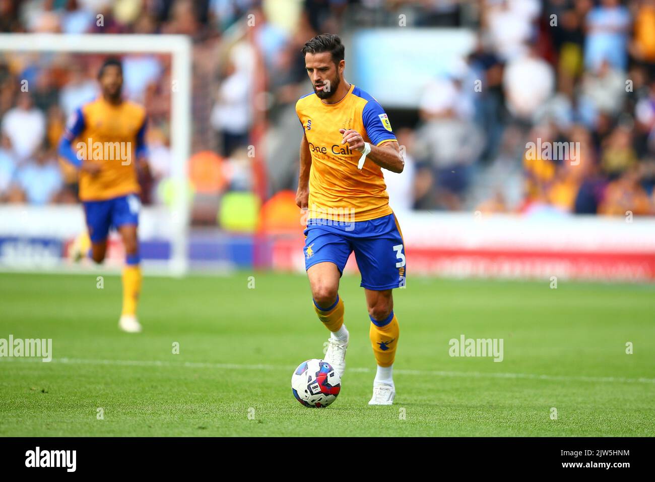 Stephen mclaughlin mansfield town hi-res stock photography and images ...