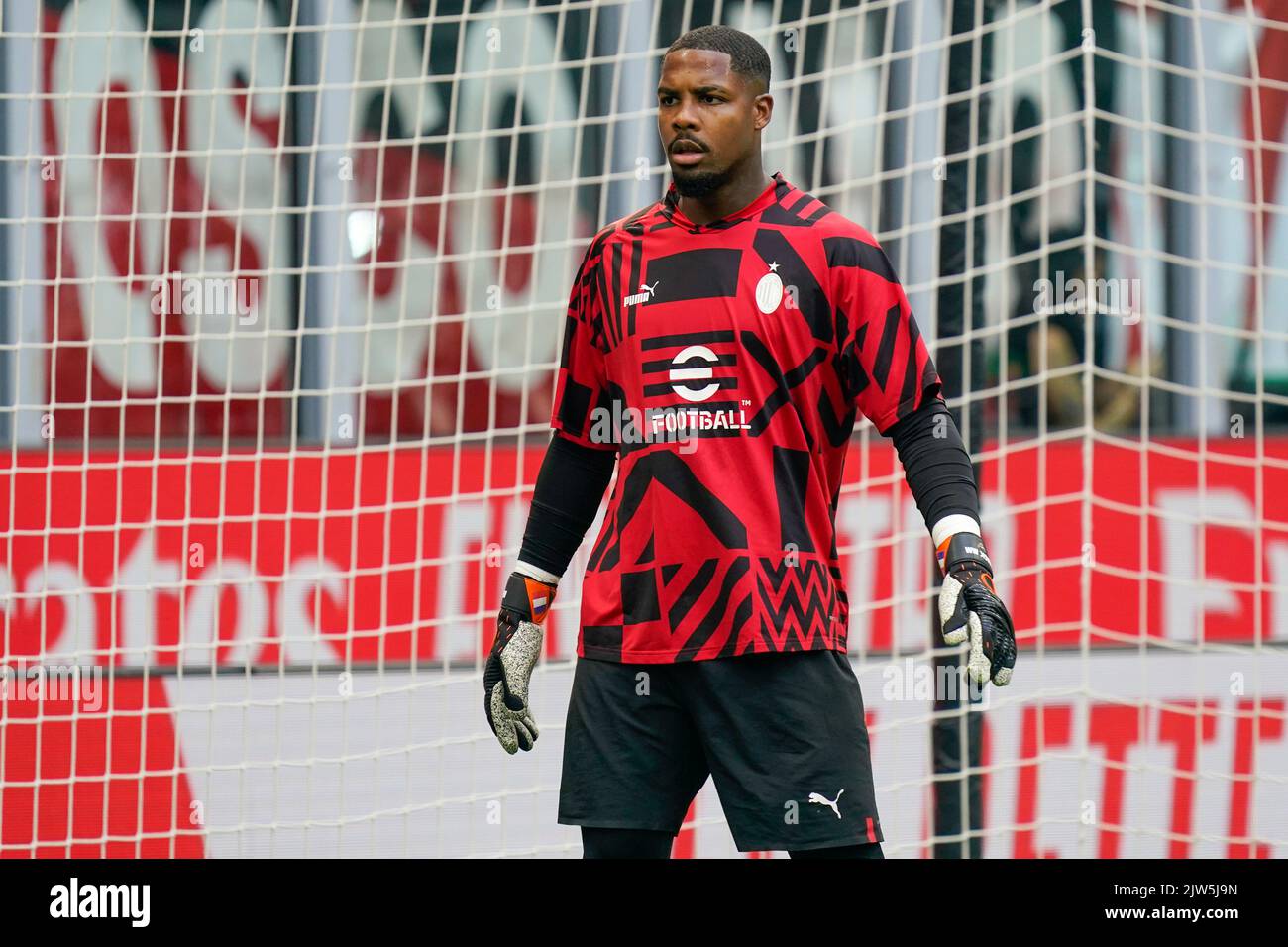 Mike Maignan (#16 AC Milan) during the Italian championship Serie A ...