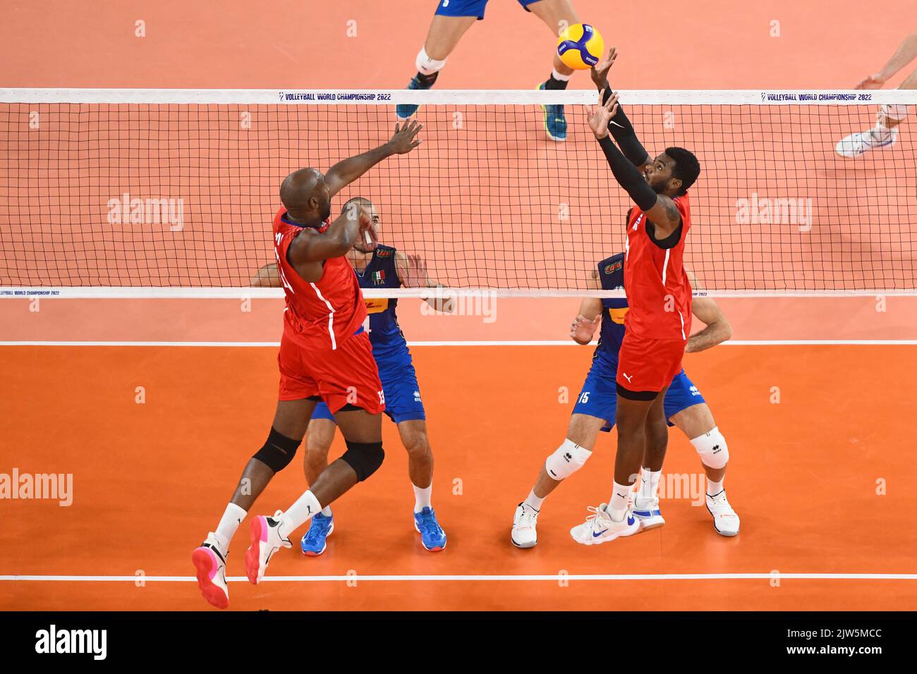 Adrian Goide, Robertlandy Simon (Cuba); Gianluca Galassi (Italy ...