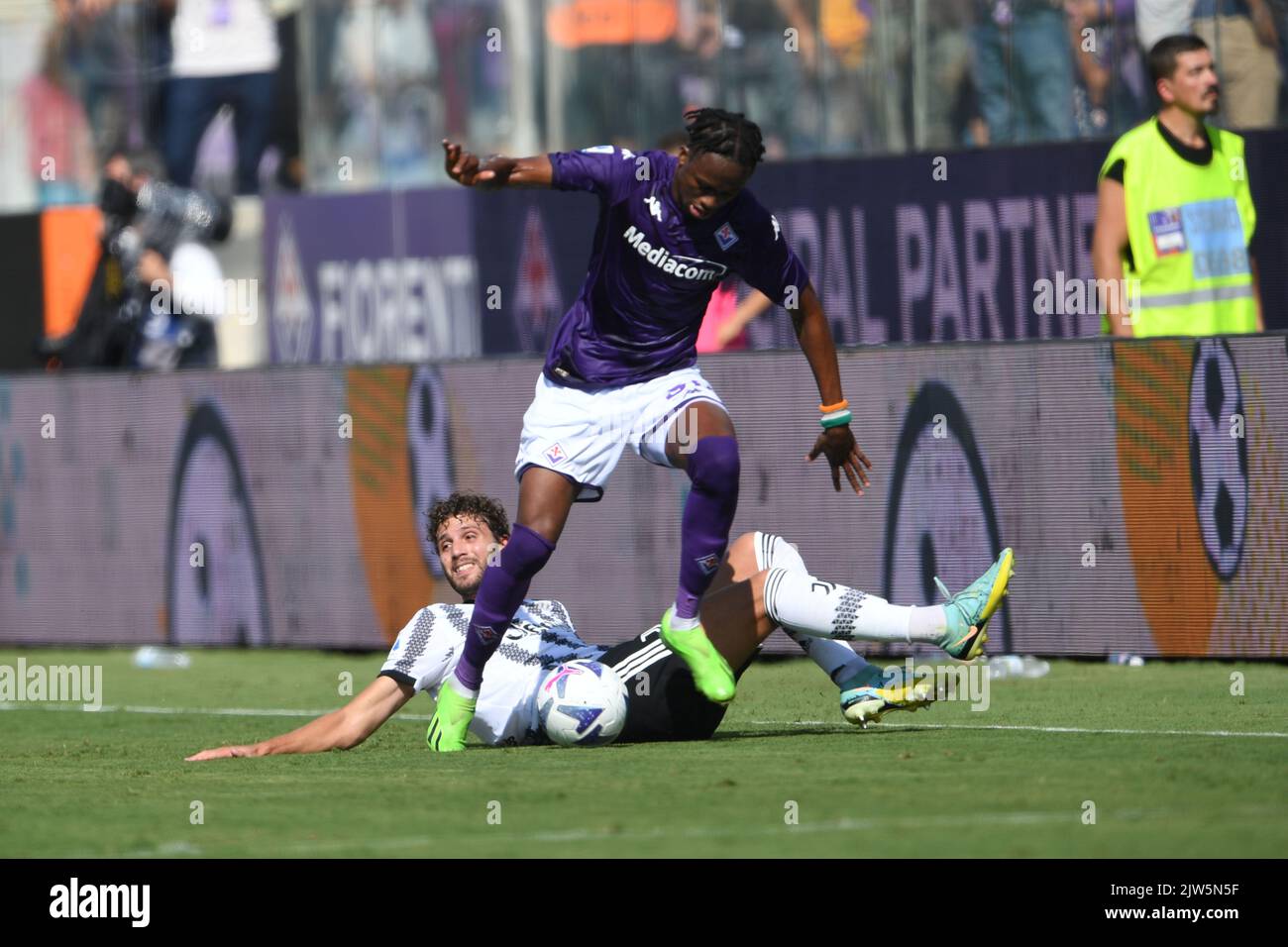Christian Kouame (Fiorentina)Manuel Locatelli (Juventus) during the ...