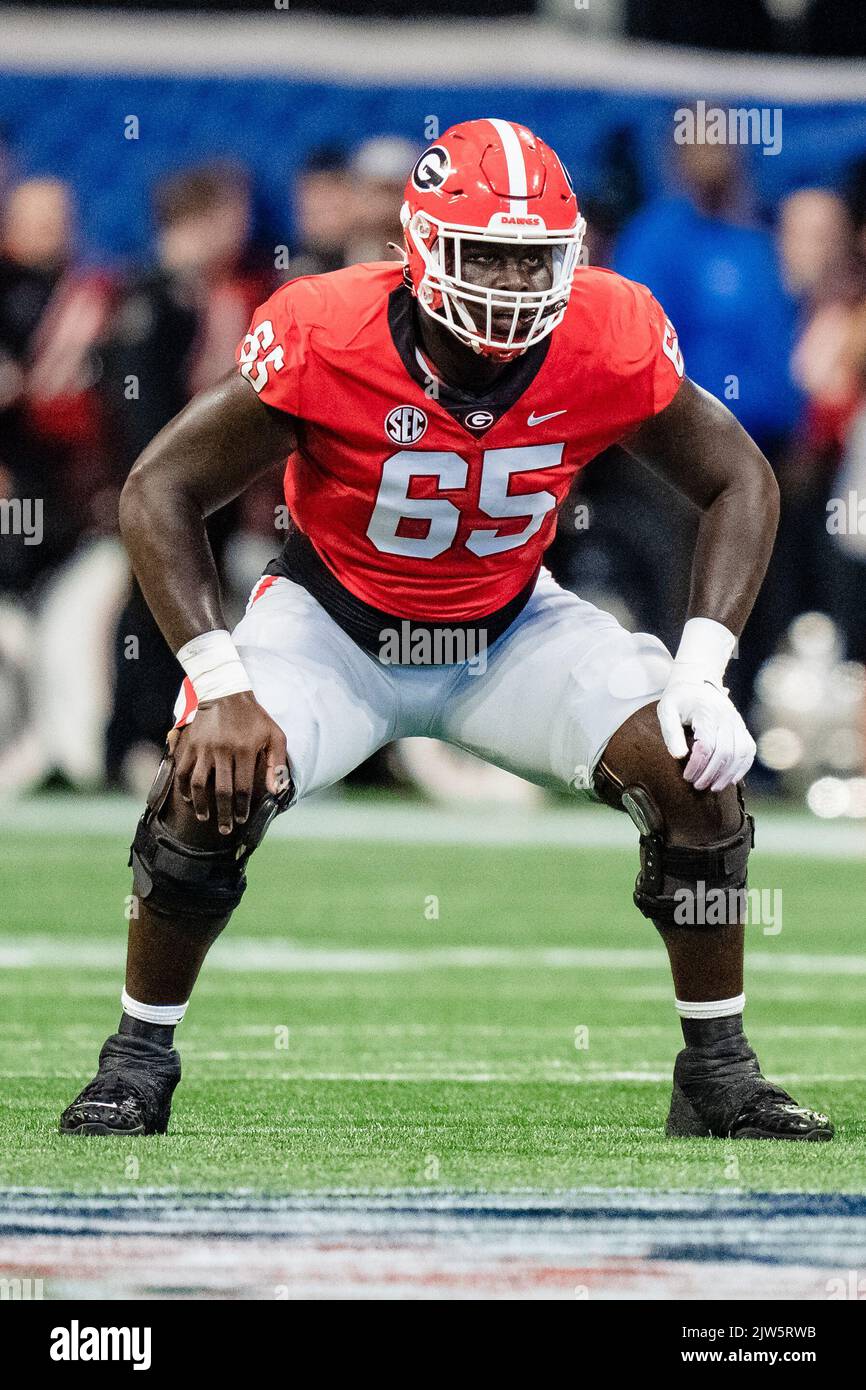 Georgia Bulldogs offensive lineman Amarius Mims (65) during the NCAA ...